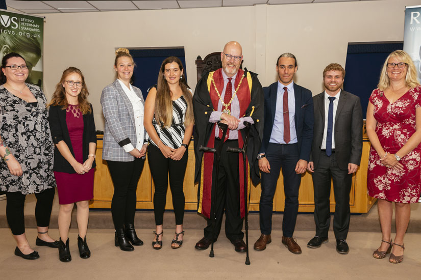 President welcomes new MsRCVS and RVNs - Professionals